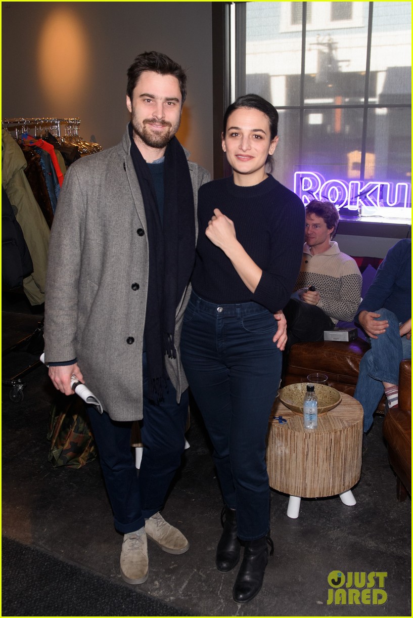 Jenny Slate Is Dating Artist Ben Shattuck - See Their Cute Pics!: Photo ...
