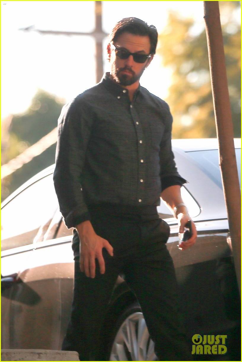 Milo Ventimiglia Kicks Off the Weekend With a Workout: Photo 4205838 ...