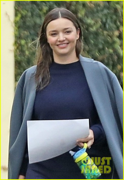 Miranda Kerr Looks Beautiful in Blue While Running Errands in Rainy LA ...