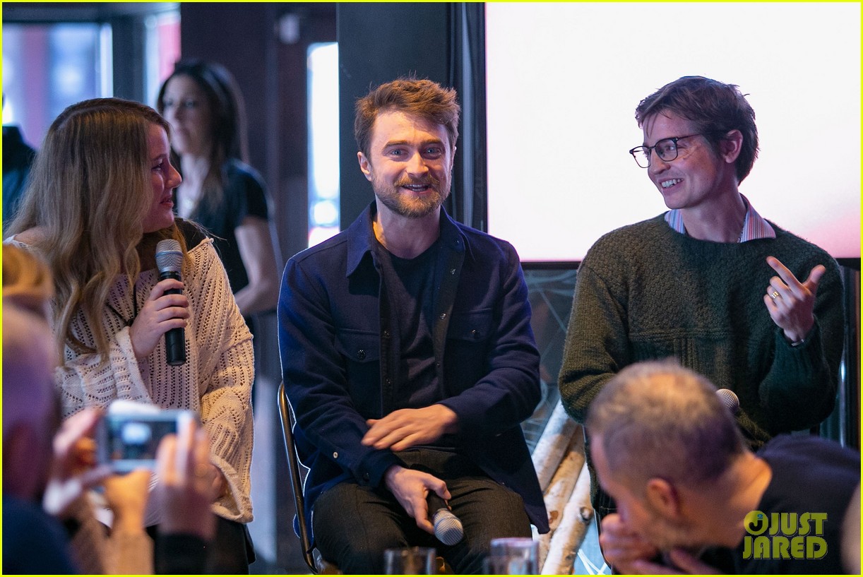 Daniel Radcliffe Calls Out Tom Brady: 'Take that MAGA Hat Out Your ...