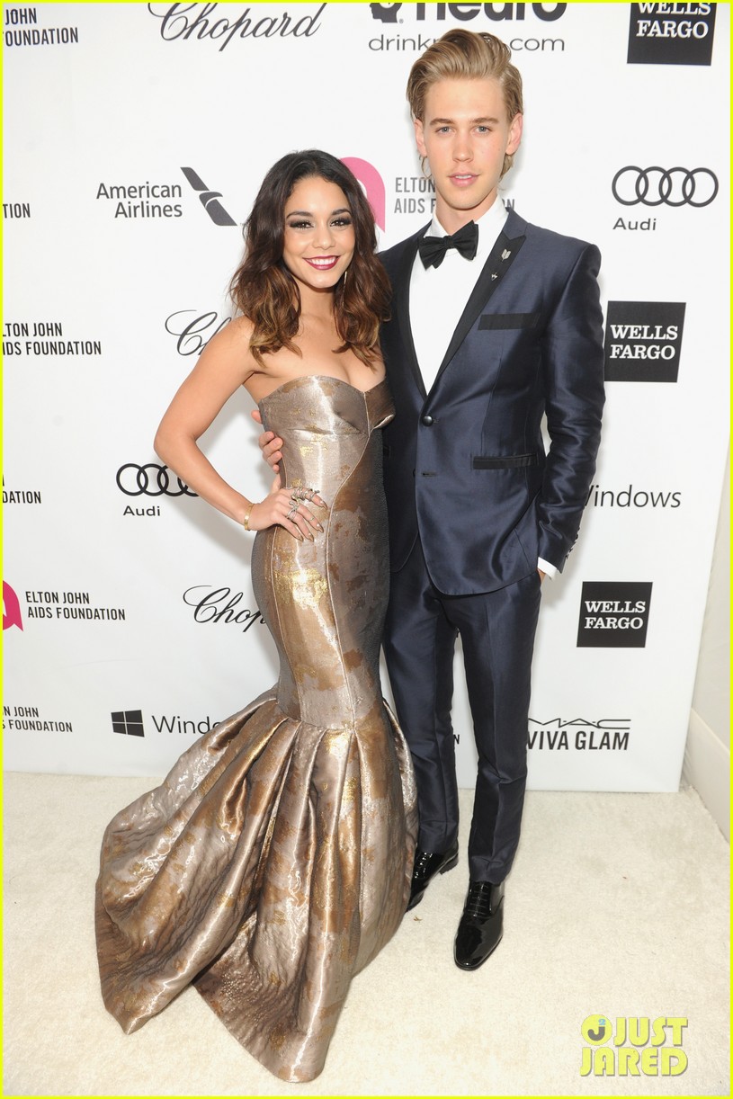 See Vanessa Hudgens & Boyfriend Austin Butler's Cutest Photos: Photo ...
