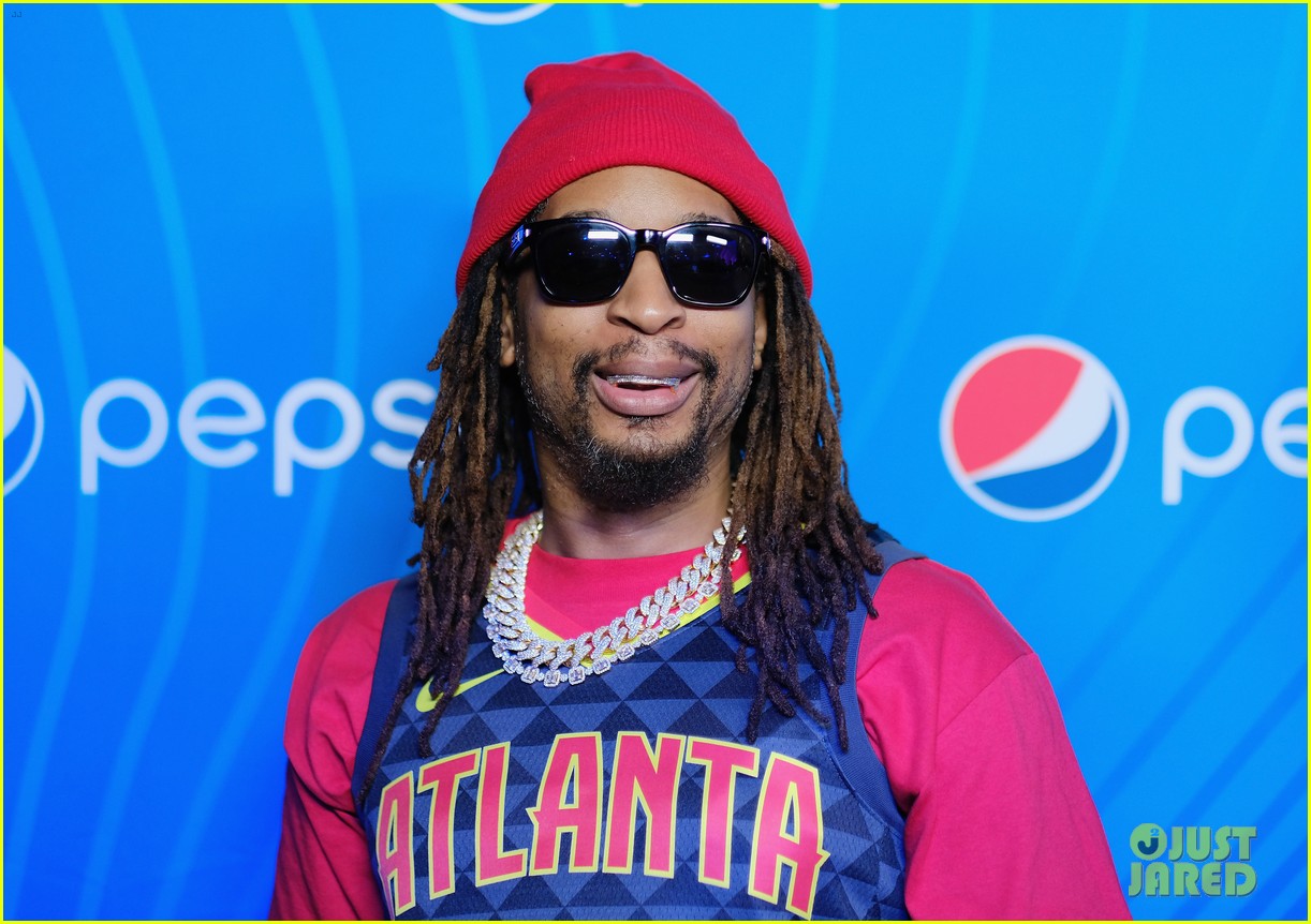 Cardi B Checks Out Travis Scott's Pre-Super Bowl Concert: Photo 4221900 ...