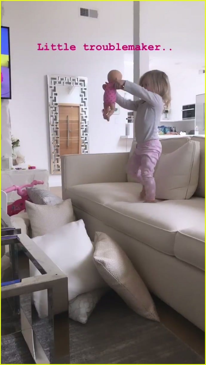 Julian Edelman's Daughter Cheers On His Super Bowl MVP Performance at ...