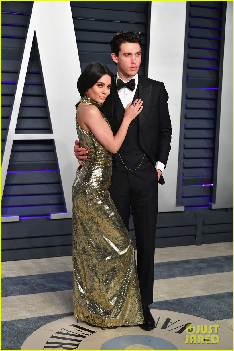 Vanessa Hudgens & Austin Butler Are Too Cute at Vanity Fair's Oscars ...