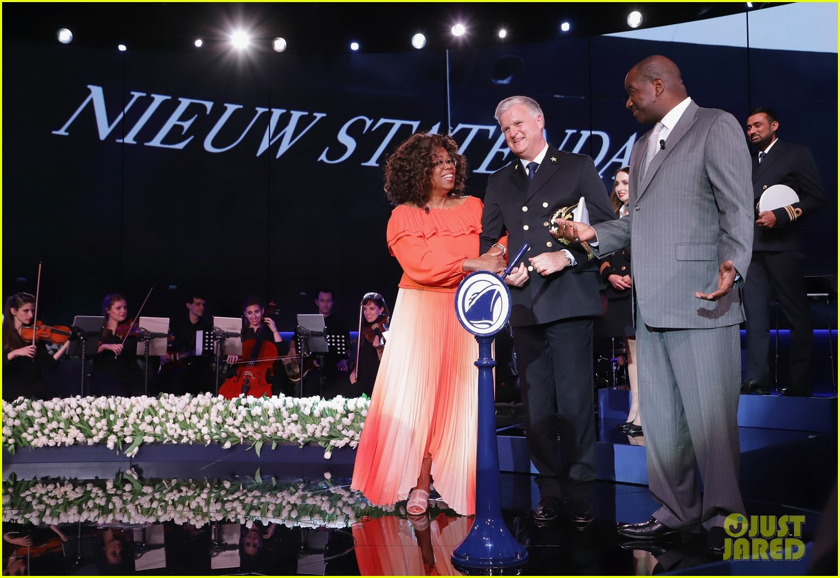 Oprah Celebrates Her Birthday Handing Out Tequila Shots on a Cruise ...