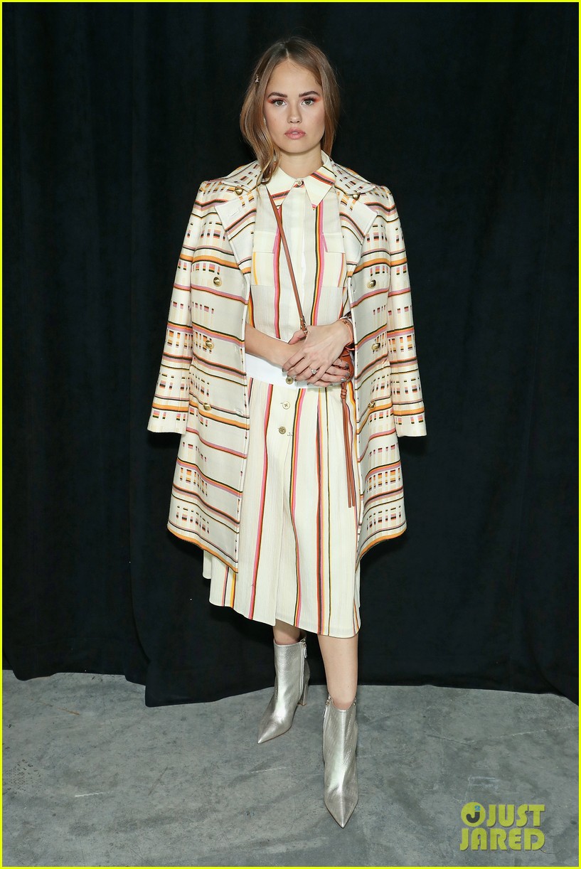 Zoe Saldana, Naomi Watts & Mindy Kaling Buddy Up at Tory Burch NYFW ...