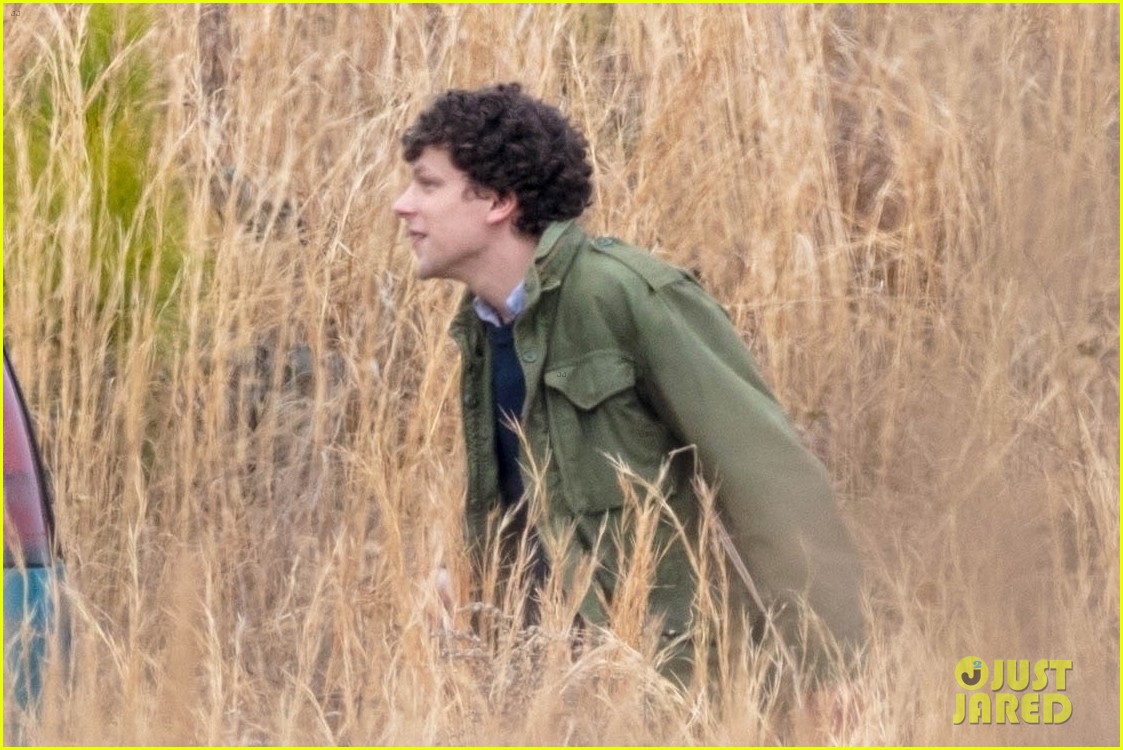 Paul Rudd, Zoey Deutch, & Emily Ratajkowski Attend Day 3 of DIRECTV ...