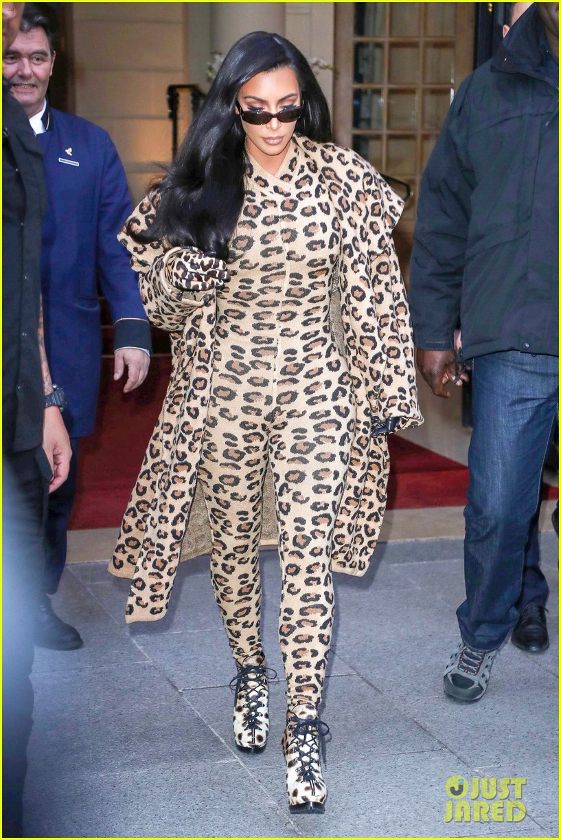 Photo: kim kardashian paris leopard print 01 | Photo 4251977 | Just ...