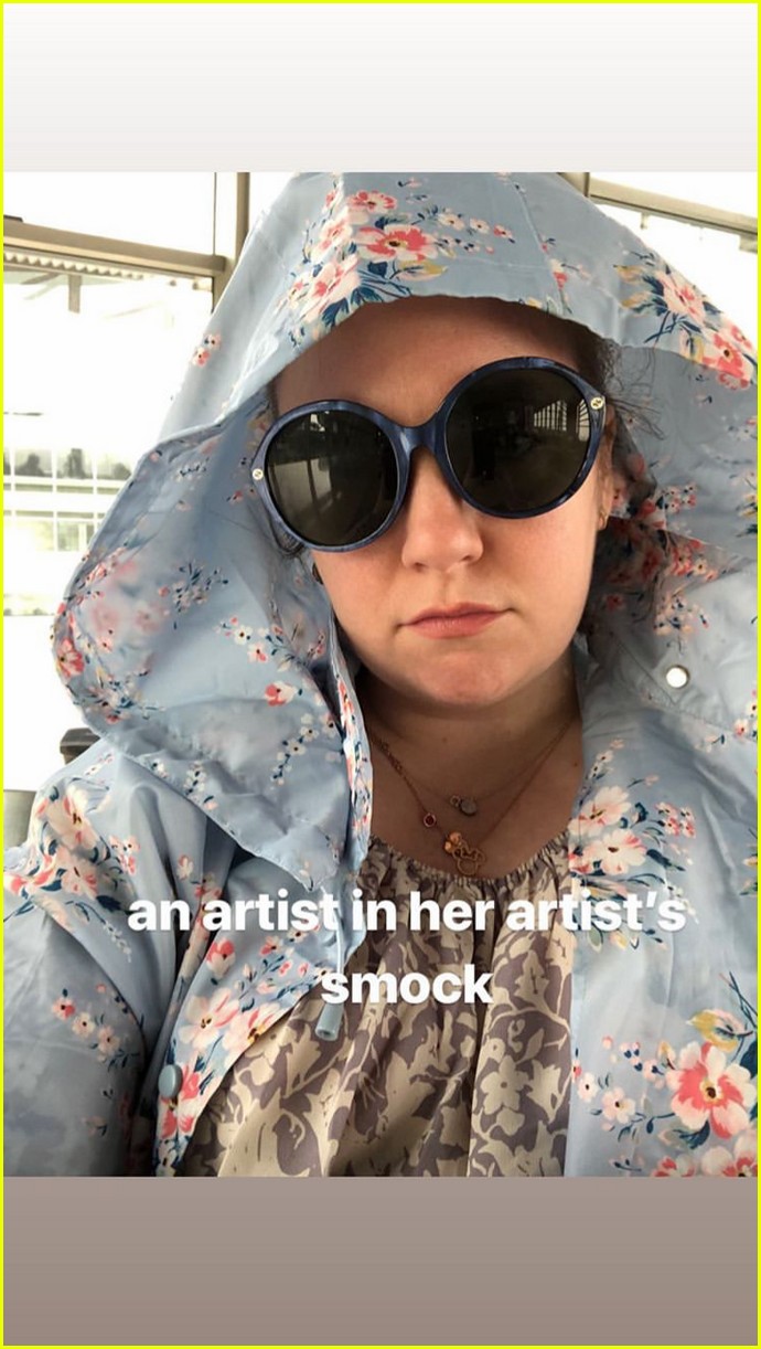 Lena Dunham Strips Off Her Clothes, Hides Herself Using Strategically ...