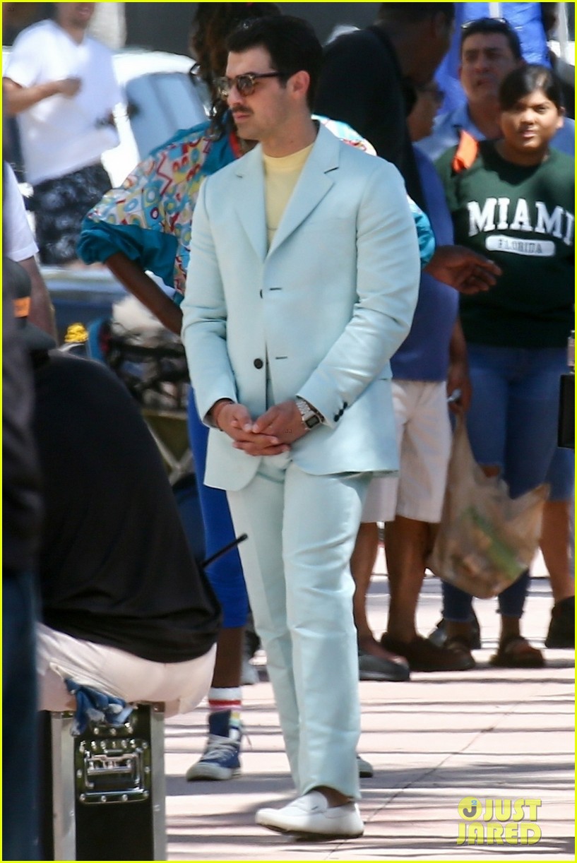 Nick & Joe Jonas Film Scenes for a Music Video in Miami!: Photo 4263038 ...
