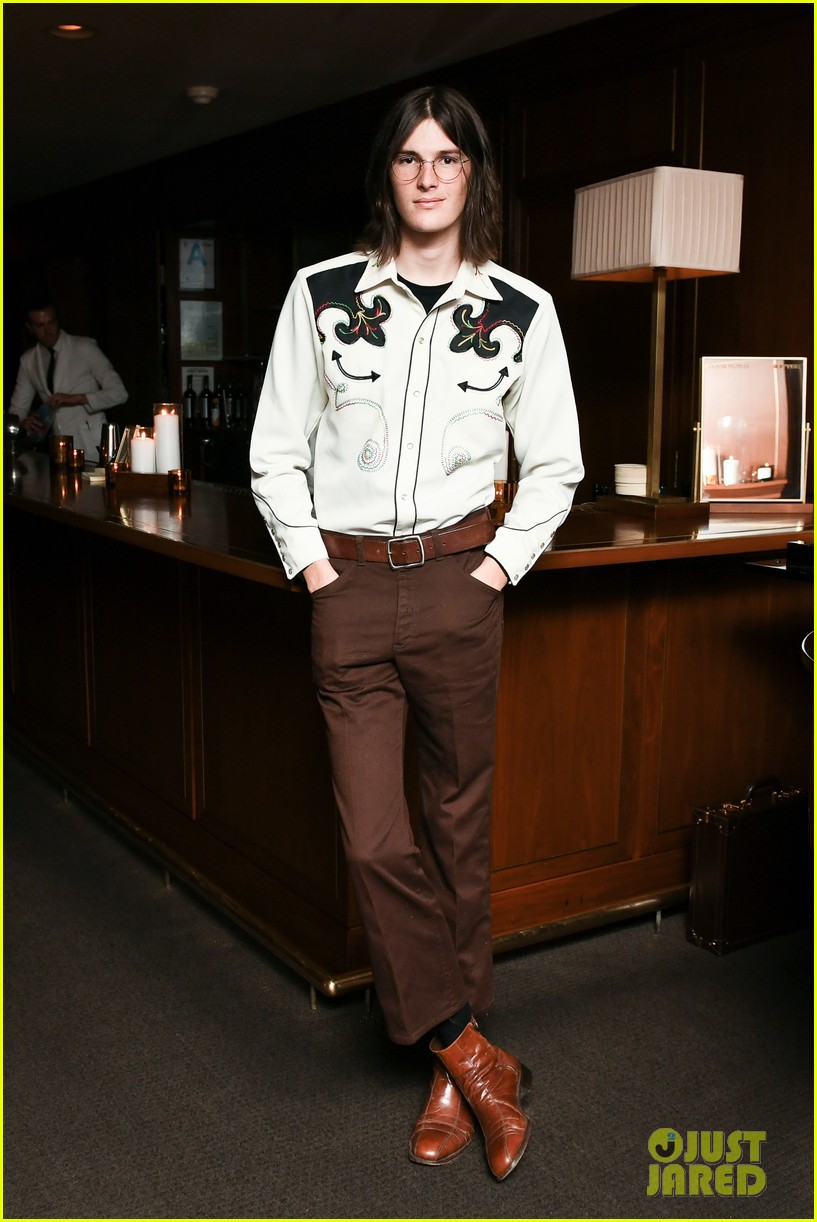 Mahershala Ali & Winston Duke Buddy Up at Oliver Peoples x Cary Grant ...