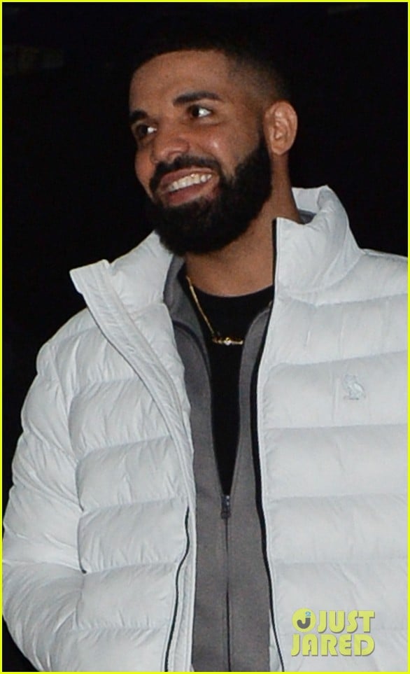 Drake Reveals He's Working on New Music!: Photo 4270681 | Drake Photos ...