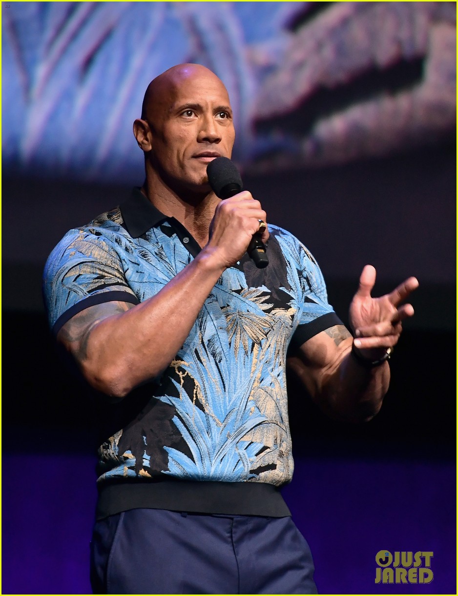 Dwayne Johnson & Jason Statham Bring 'Hobbs & Shaw' to CinemaCon 2019!: Photo 4266998 | Dennis ...