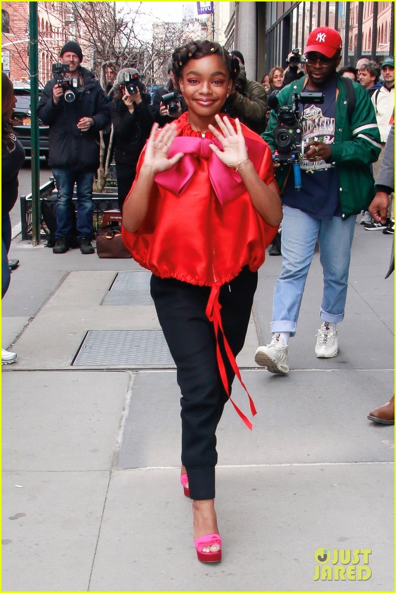 Issa Rae Calls Out Childhood Bully While Promoting 'Little' - Watch ...