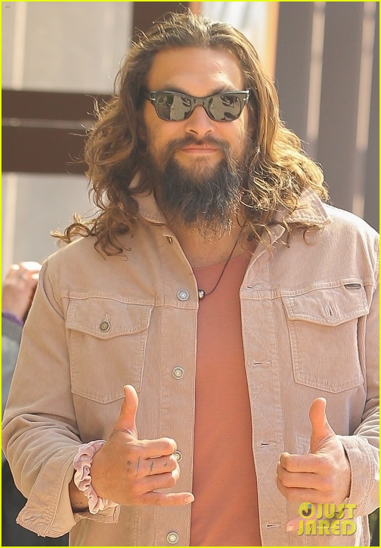 Jason Momoa Shares Tons of Photos Inside 'Game of Thrones' Premiere ...