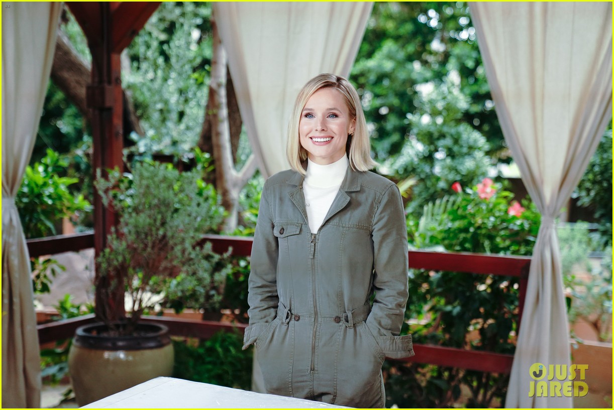 Kristen Bell Reunites With A Sloth on 'Ellen' Series After Her Viral ...