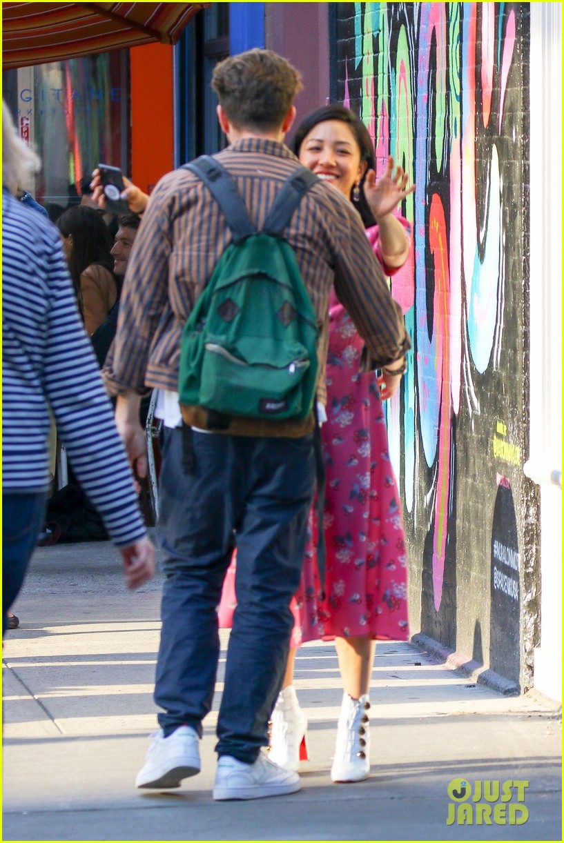 Constance Wu Hangs Out With a Friend in New York: Photo 4298716 ...