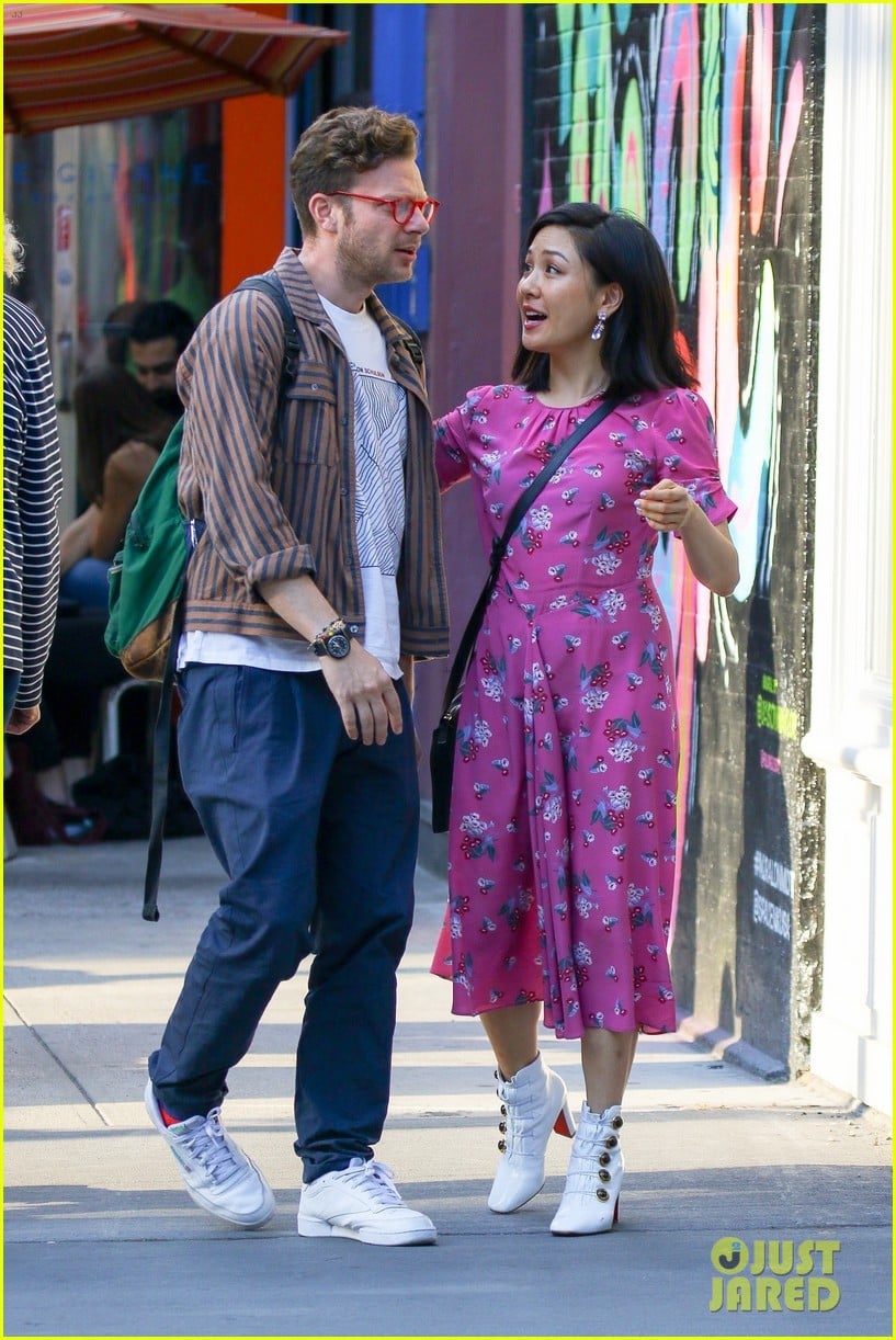 Constance Wu Hangs Out With a Friend in New York: Photo 4298721 ...