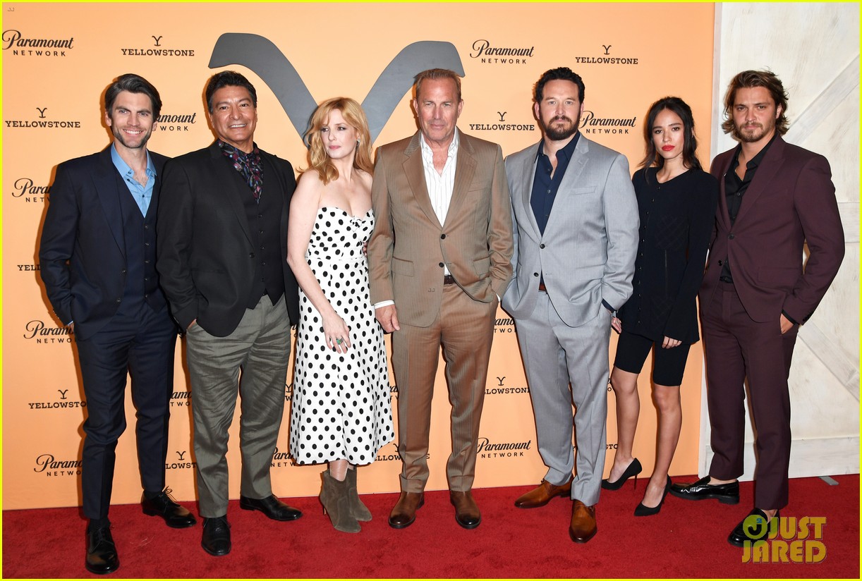 Kevin Costner & 'Yellowstone' Cast Celebrate Season 2 Premiere - Watch ...
