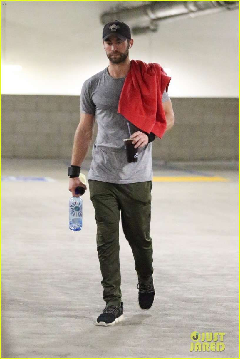 Newly Single Chace Crawford Shows Off Buff Bod After Gym: Photo 4301430 ...