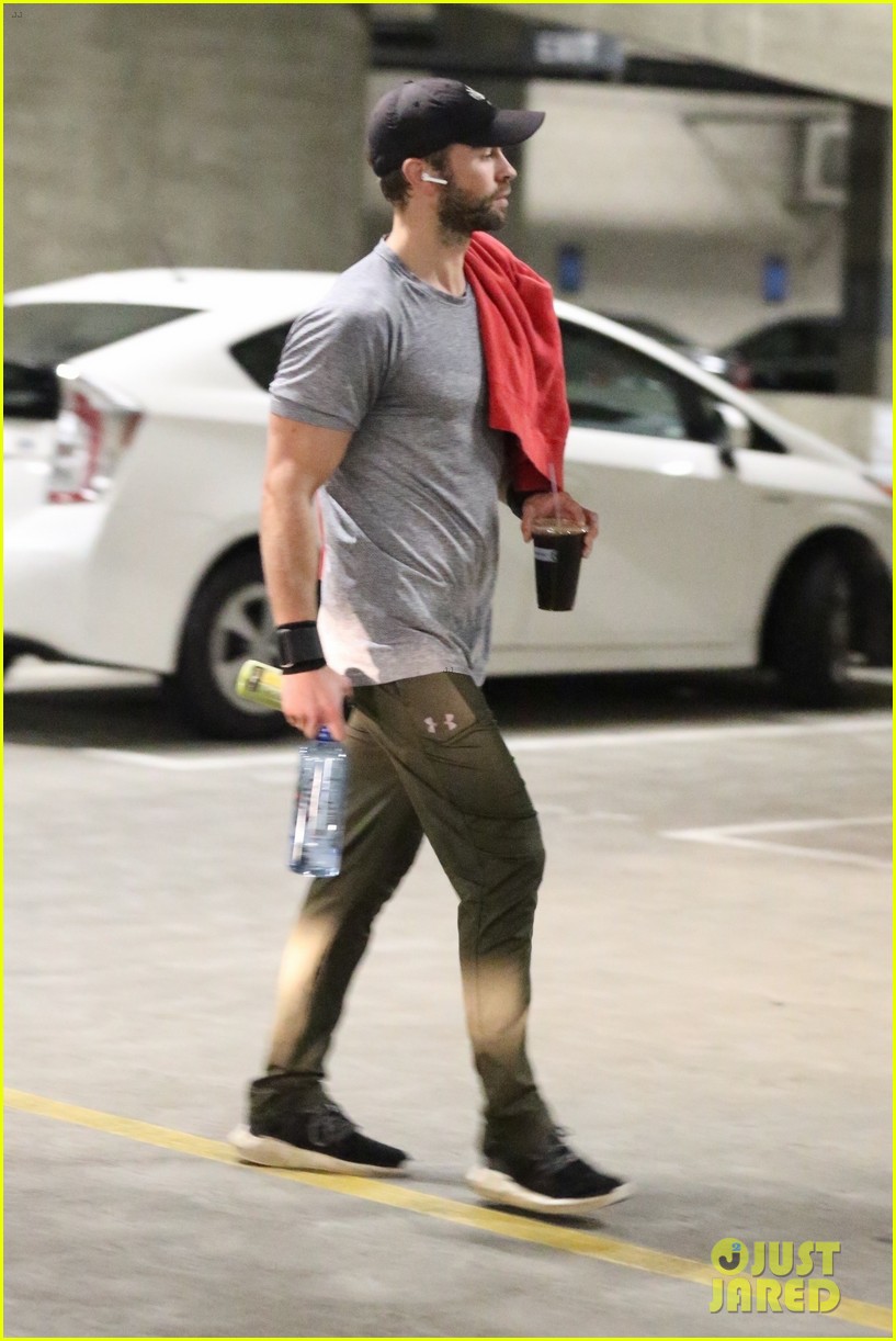 Newly Single Chace Crawford Shows Off Buff Bod After Gym: Photo 4301434 ...