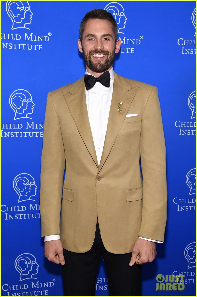 Goldie Hawn & Kevin Love Get Honored at Change Maker Awards 2019 ...
