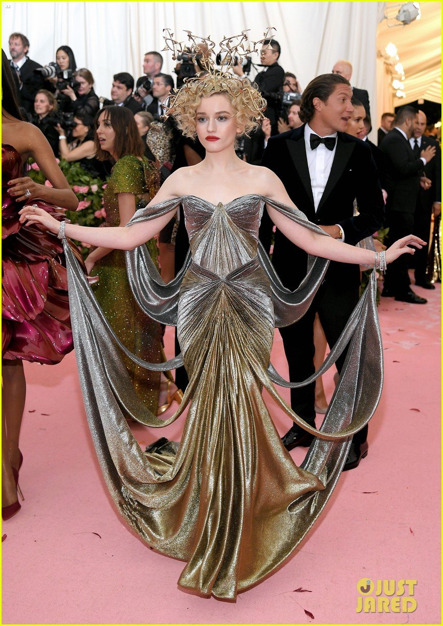 Riley Keough & Julia Garner Dazzle at Met Gala 2019: Photo 4286017 ...