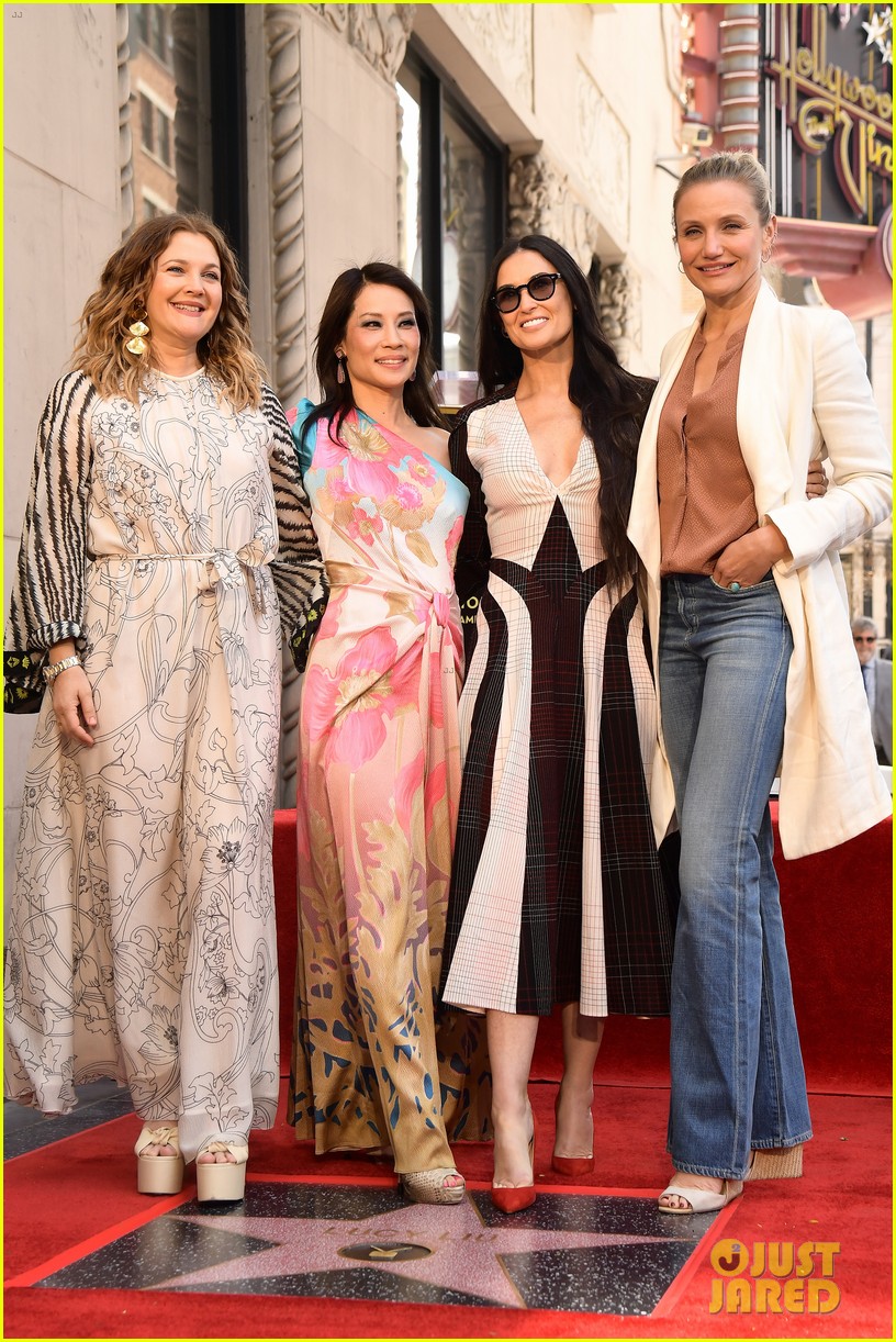 Lucy Liu Has a 'Charlie's Angels' Reunion With Drew Barrymore & Cameron Diaz at Hollywood Walk ...