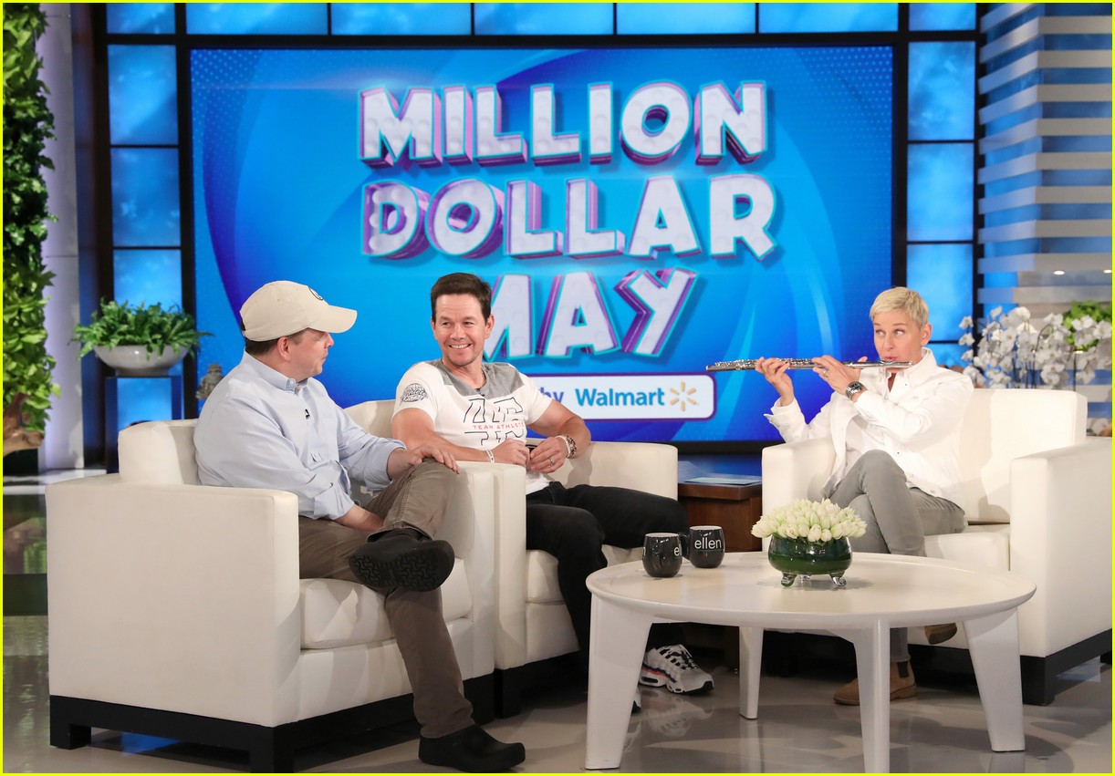 Mark Wahlberg Reveals His 10th Anniversary Plans With Wife Rhea - Watch ...