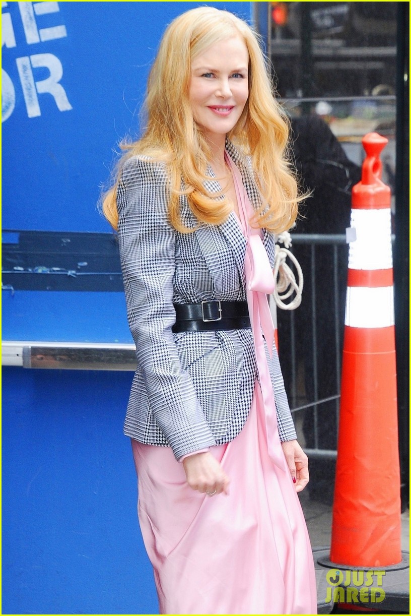 Nicole Kidman Is Pretty in Pink For 'Good Morning America' Appearance ...