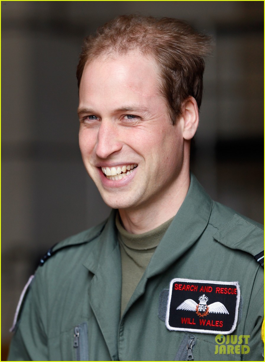 Rob Lowe Has Some Thoughts About Prince William's Hair : Photo 4299357 ...