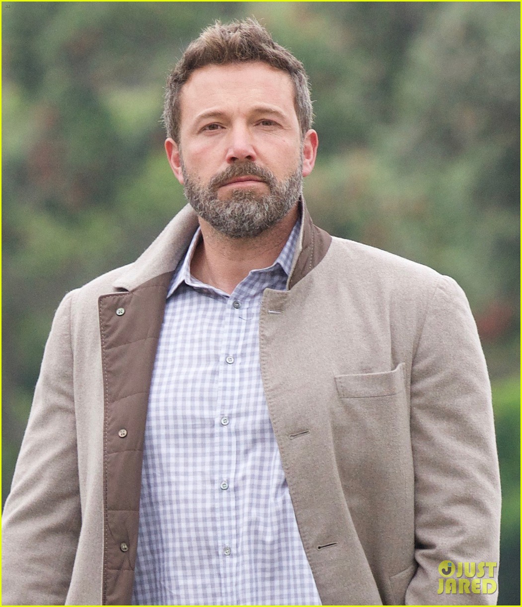 Ben Affleck Steps Out Amid Robert Pattinson 'Batman' Announcement ...