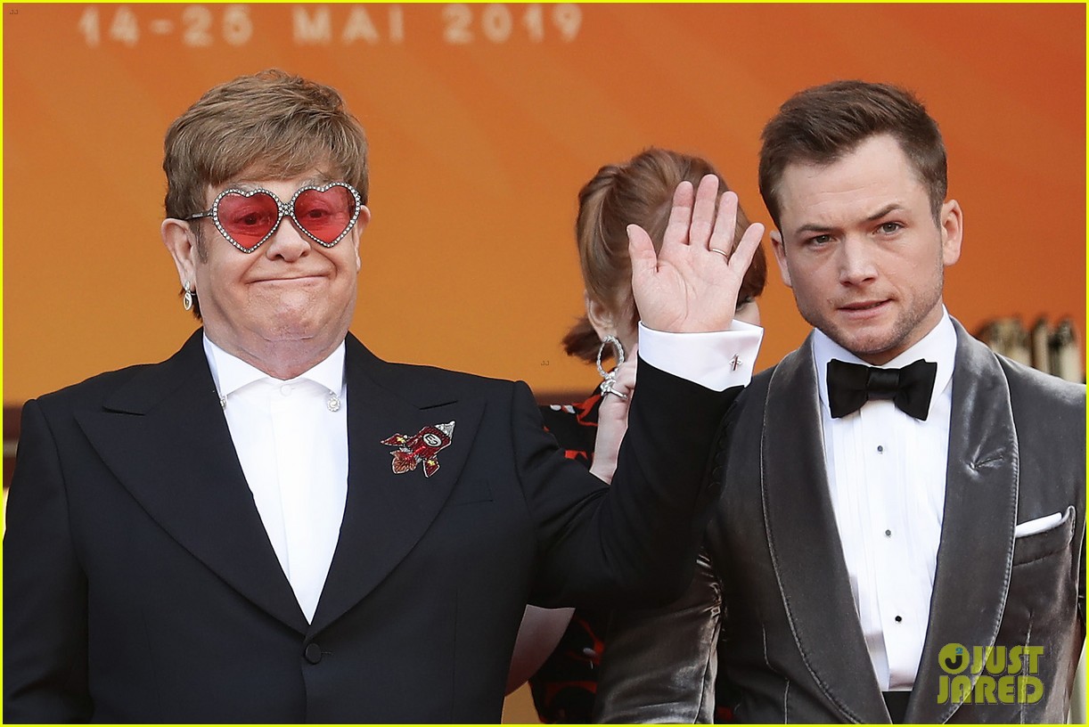 Elton John & Taron Egerton Perform Surprise Duet of 'Your Song' at ...