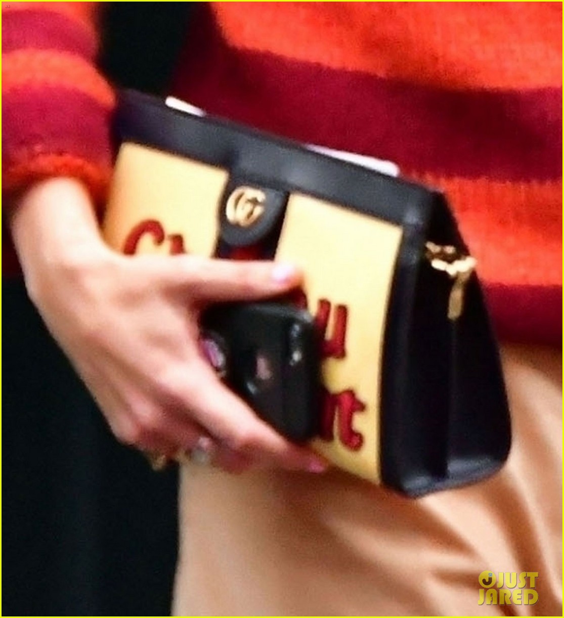 Harry Styles Wears His Initials On His Rings: Photo 4306364 | Photos ...