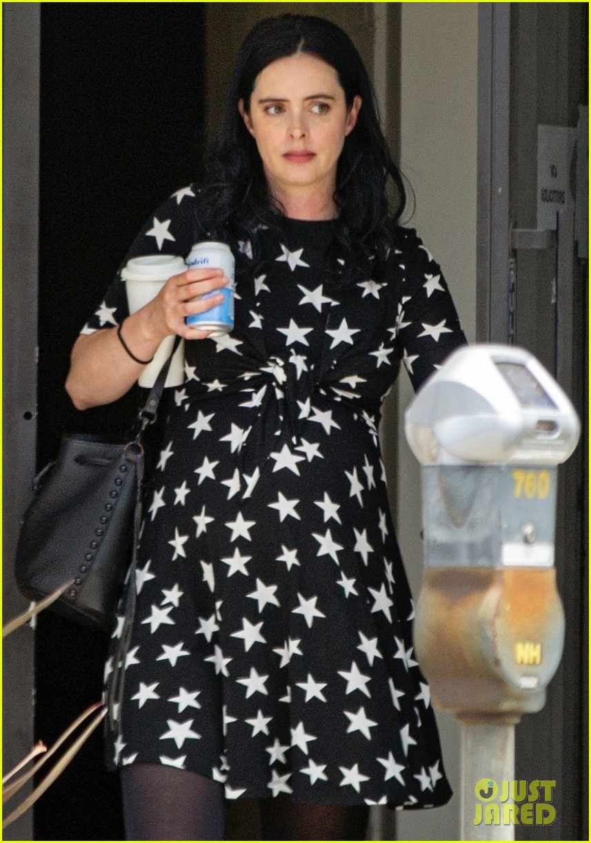 Krysten Ritter Shows Off Baby Bump During Lunch Date With Husband Adam ...