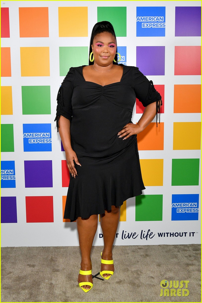 Lizzo's 'Truth Hurts' Reaches New Peak!: Photo 4315059 | Photos | Just ...