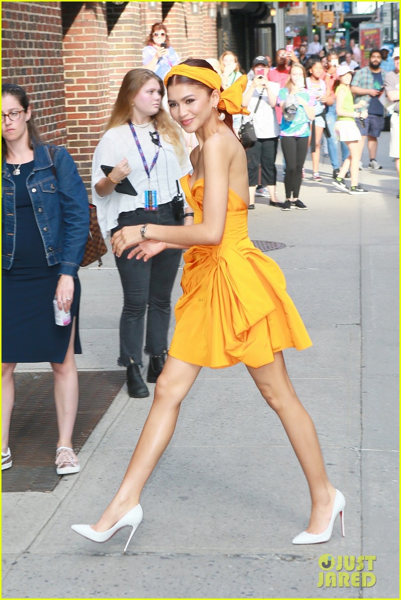 Zendaya Drops New Teasers About 'Spider-Man' Character MJ: Photo ...