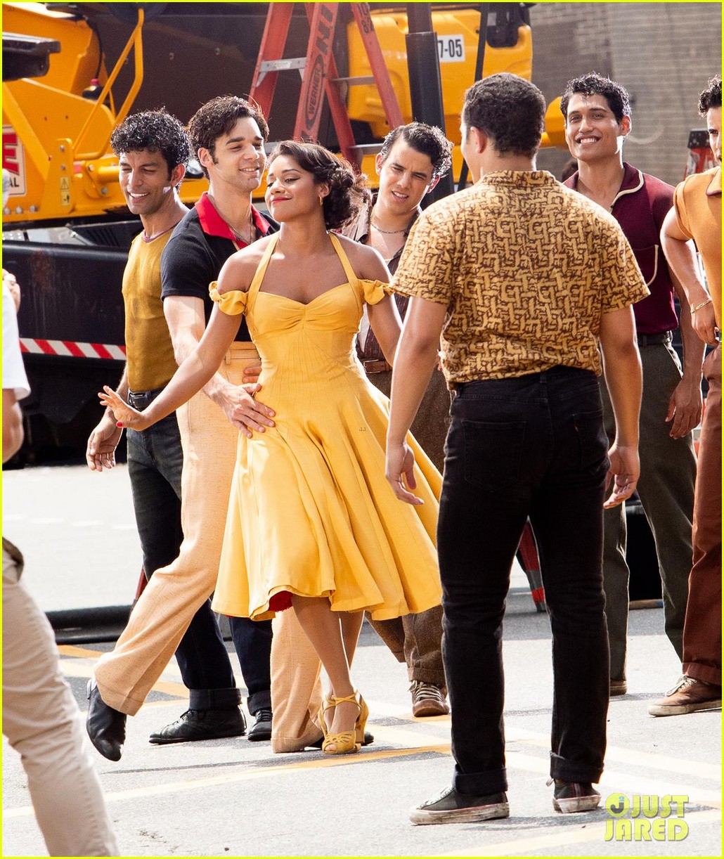 Ariana DeBose & David Alvarez Hit the Streets for 'West Side Story ...