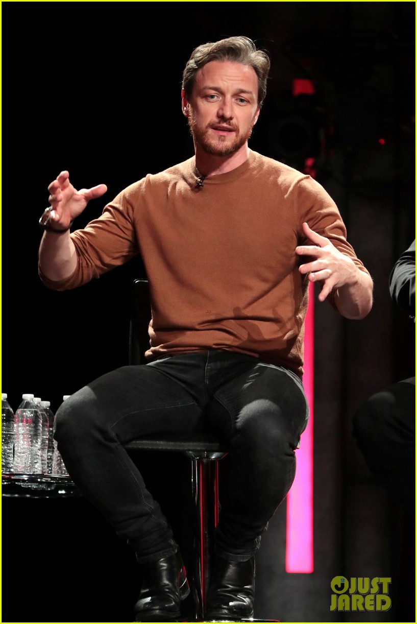 Jessica Chastain Joins Her 'It' Co-Stars for More Comic-Con Fun: Photo ...