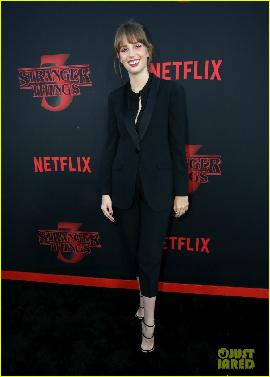 Stranger Things' Maya Hawke Has Two Very Famous Parents!: Photo 4318319 ...