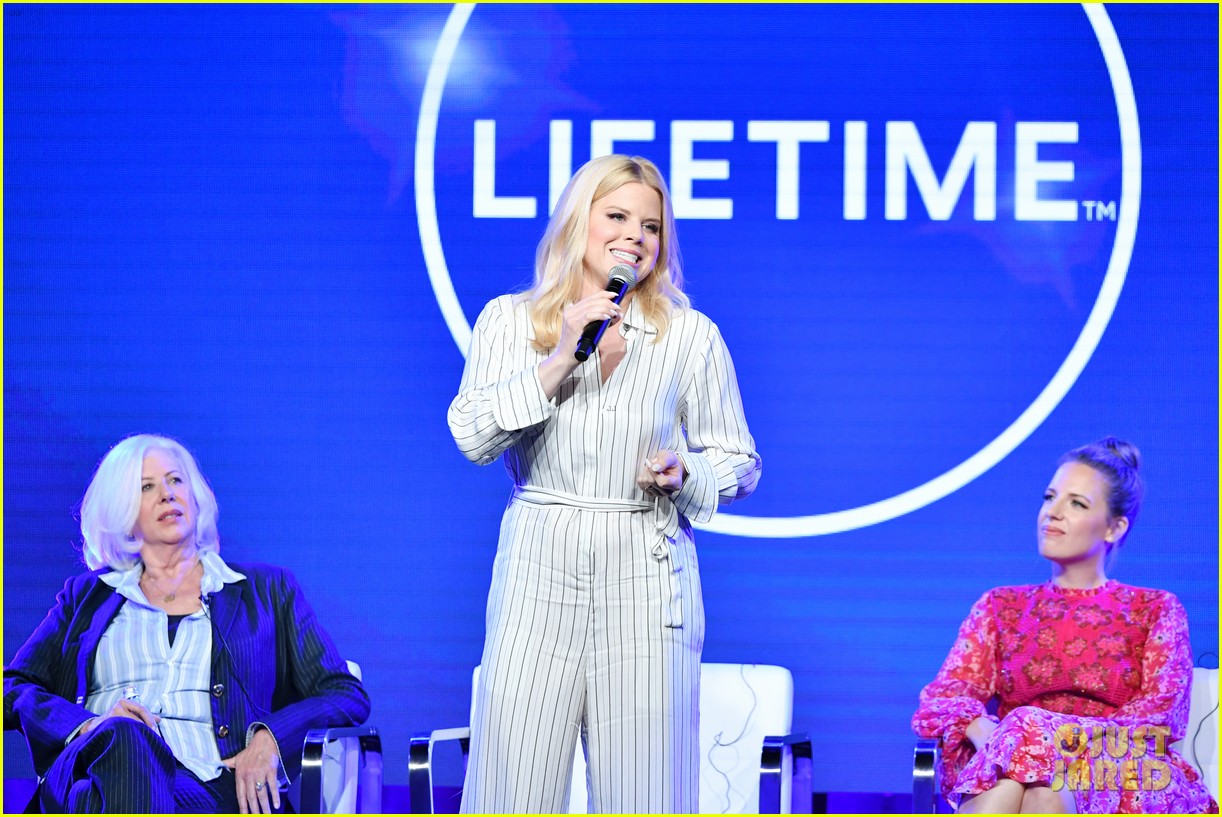 Megan Hilty & Jessie Mueller Debut Trailer for Lifetime Movie 'Patsy ...