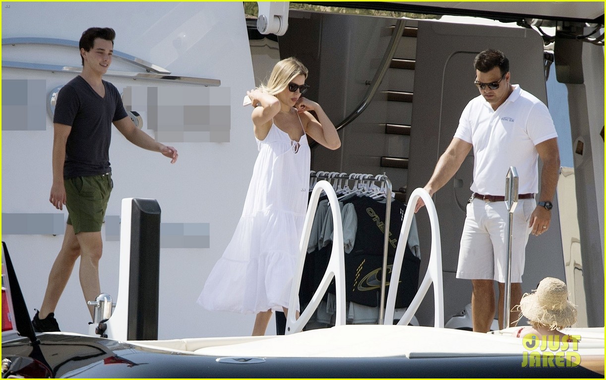 Katy Perry & Fiance Orlando Bloom Go for a Swim Together on Vacation in ...