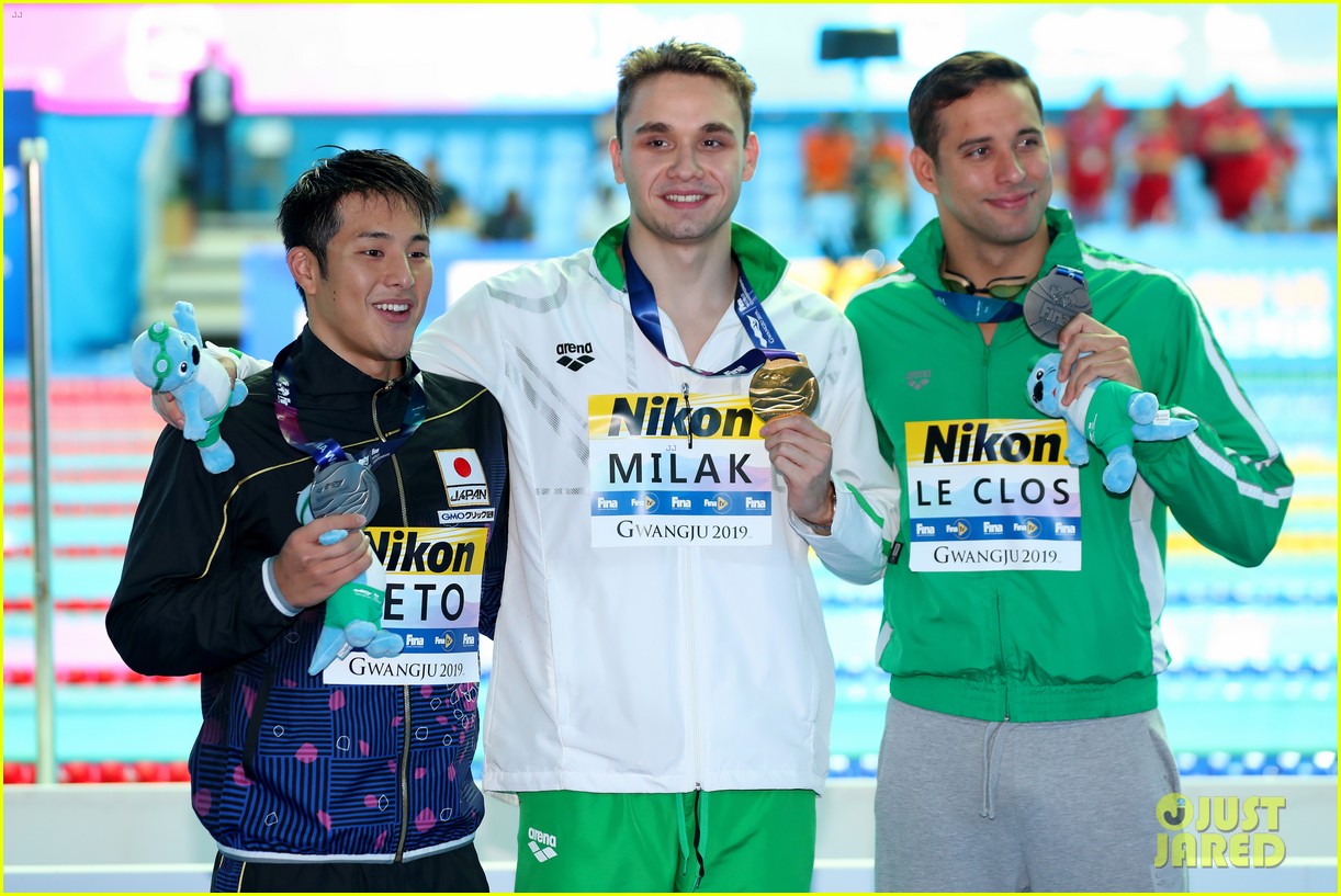 This 19-Year-Old Swimmer Beat Michael Phelps' 18-Year Record: Photo ...