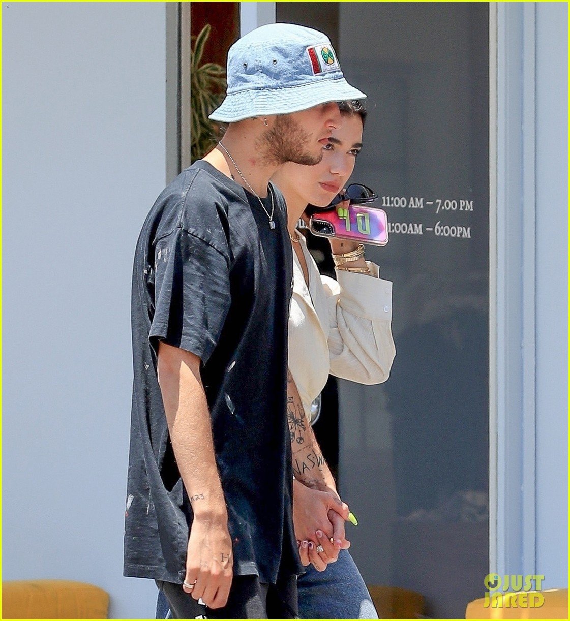 Dua Lipa & Anwar Hadid Hold Hands on a Low-Key Date!: Photo 4325515 ...