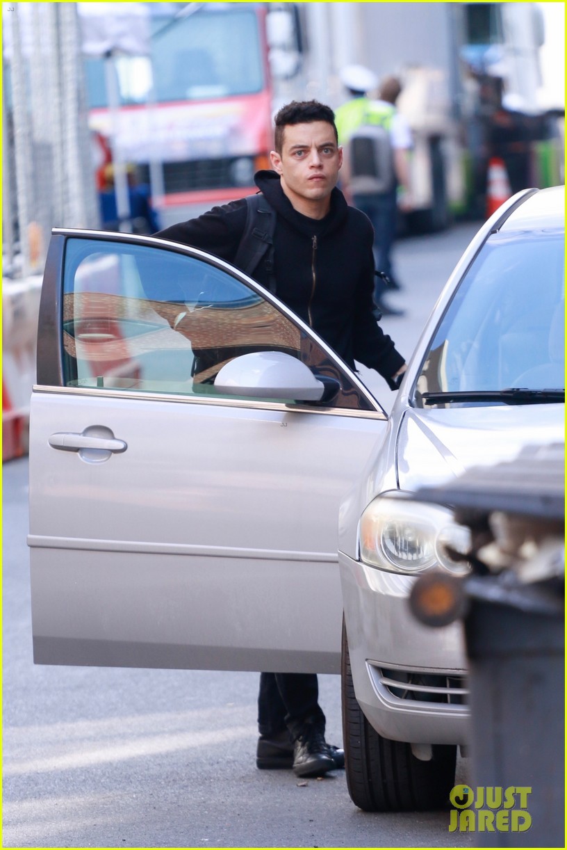 Rami Malek Gets Into Character on the Set of 'Mr. Robot' in New York ...