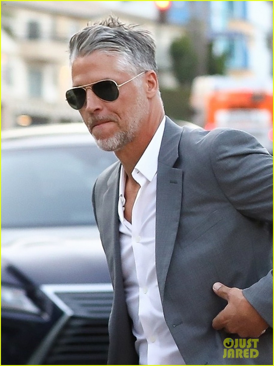 Sandra Bullock & Boyfriend Bryan Randall Step Out for Rare Date Night ...