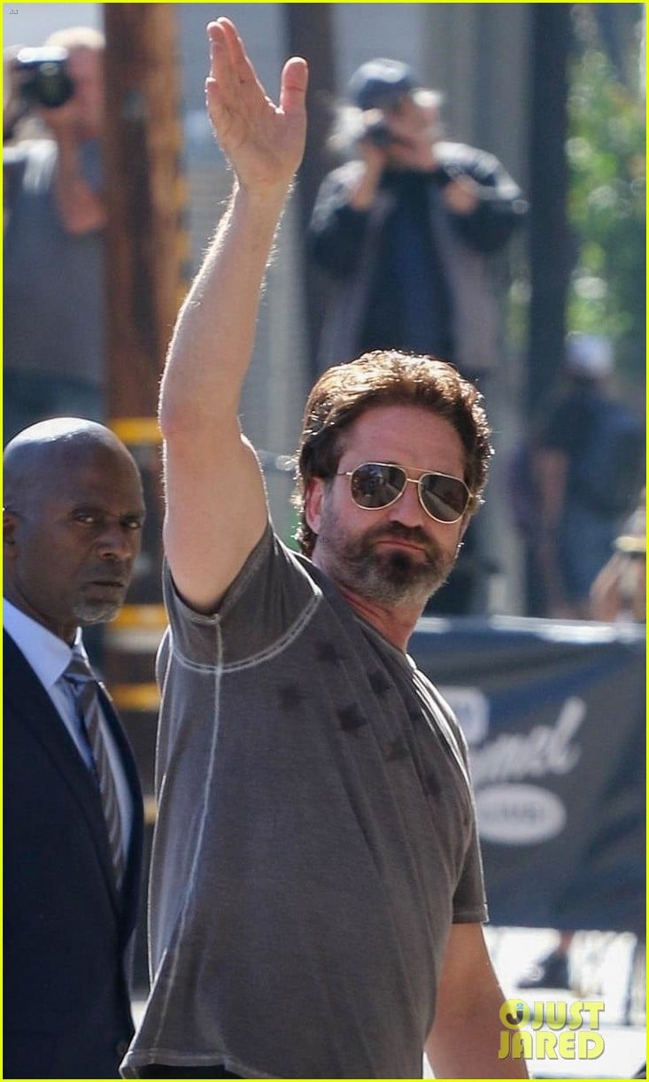 Gerard Butler Readies For 'Jimmy Kimmel Live!' Interview: Photo 4336494 ...