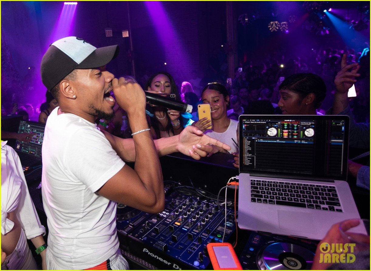 Chance the Rapper Performs New Music at TAO Chicago!: Photo 4330894 ...