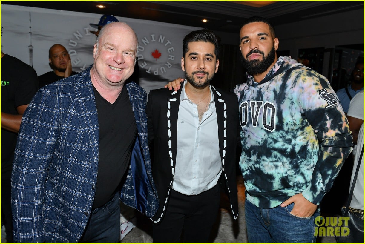 Drake Supports Lebron James at Uninterrupted Canada Launch!: Photo ...