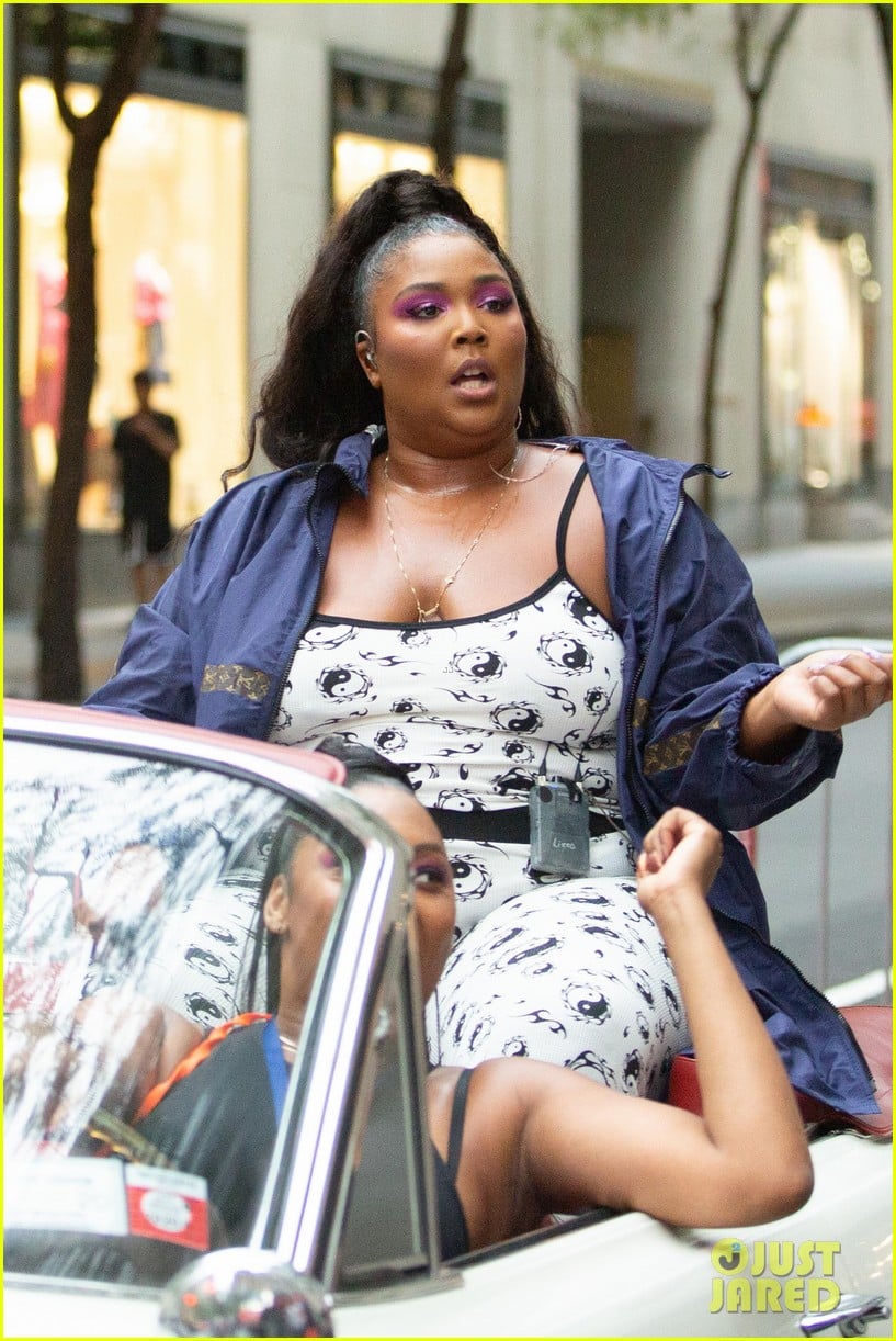 Lizzo Rocks The 'Today' Show Stage for Summer Concert Series!: Photo ...